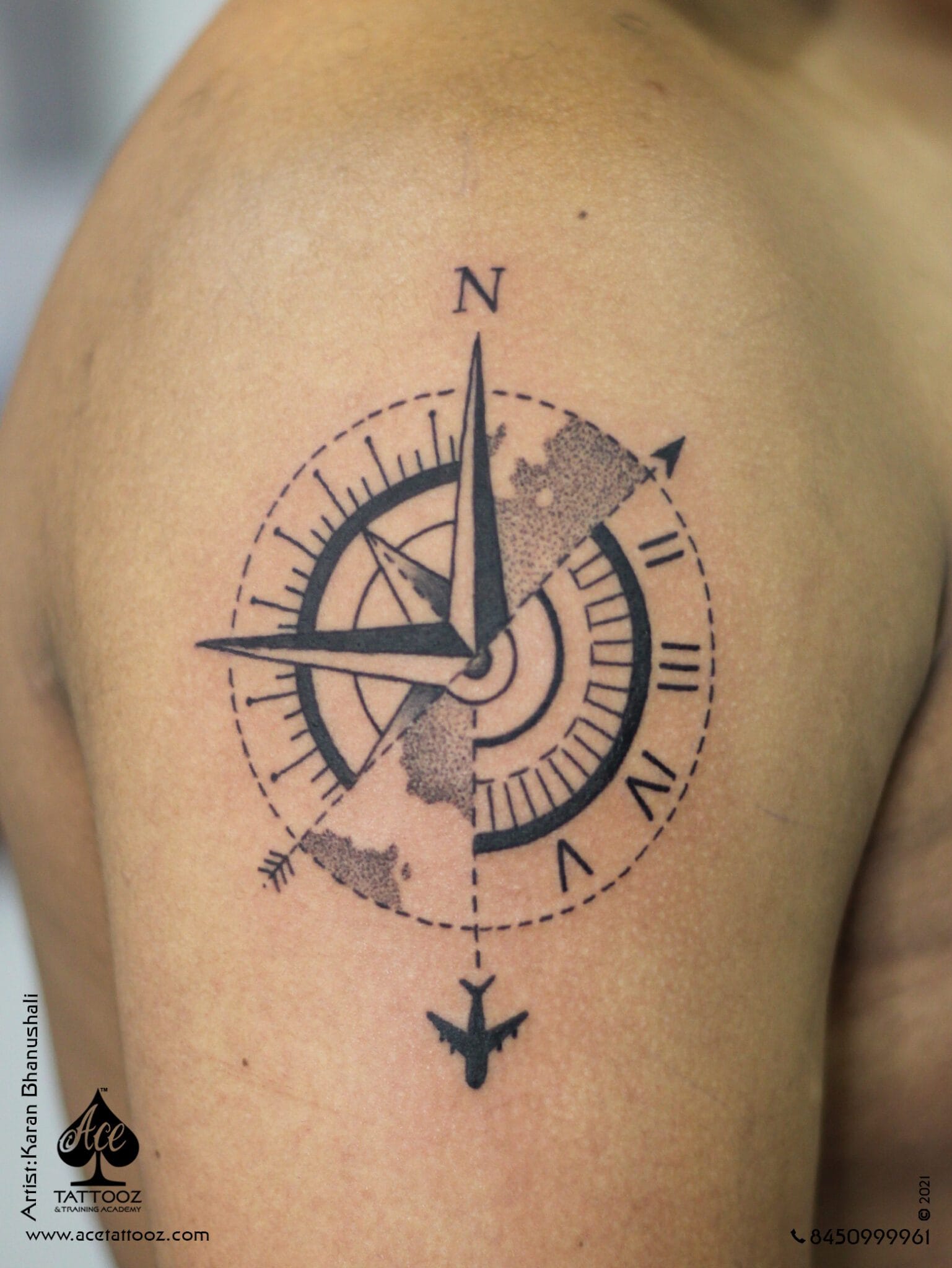 COMPASS & TRAVEL TATTOO - Acetattooz